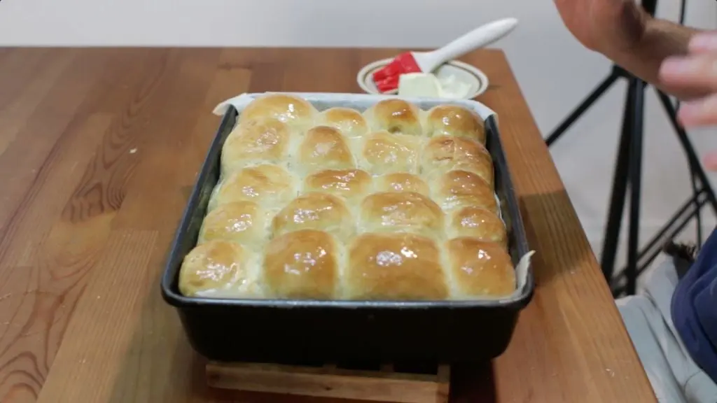 Soft No Knead Dinner Rolls | How to Make Amazing Dinner Rolls